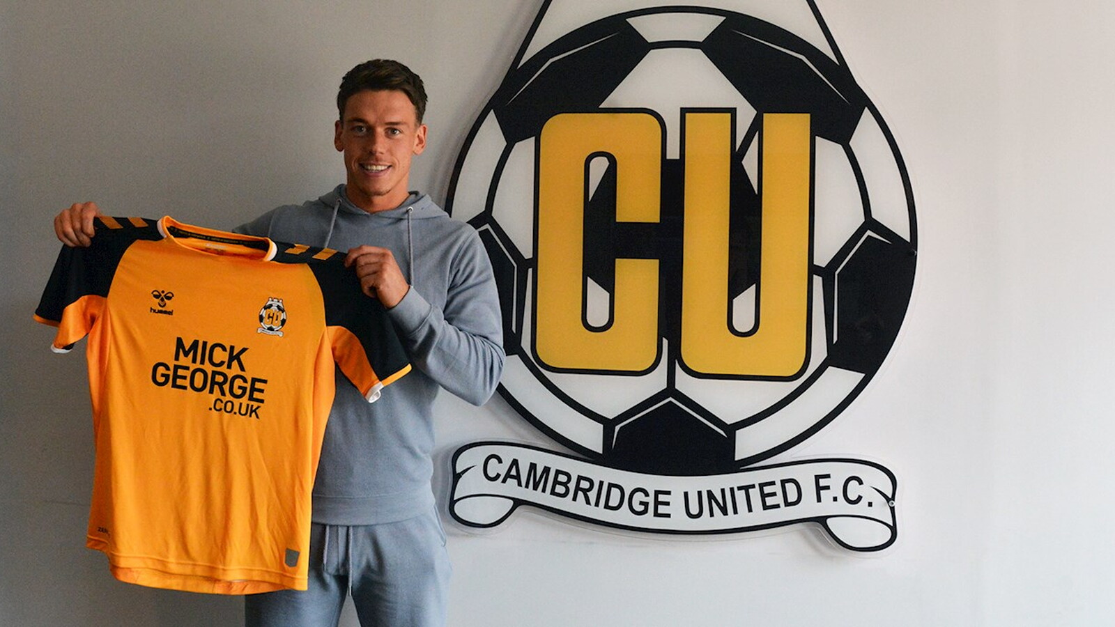 U'S MAKE LUKE HANNANT FIRST SUMMER SIGNING | Cambridge United F.C.