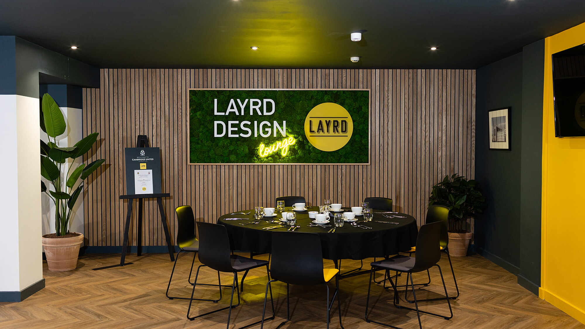 Layrd Design Lounge | Cambridge United F.C.